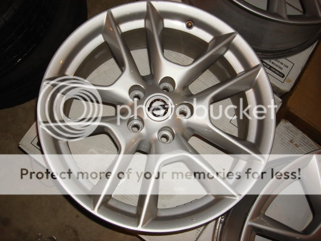 F/S: 09 Maxima Wheels & Enkei RSV's | The Nissan Club